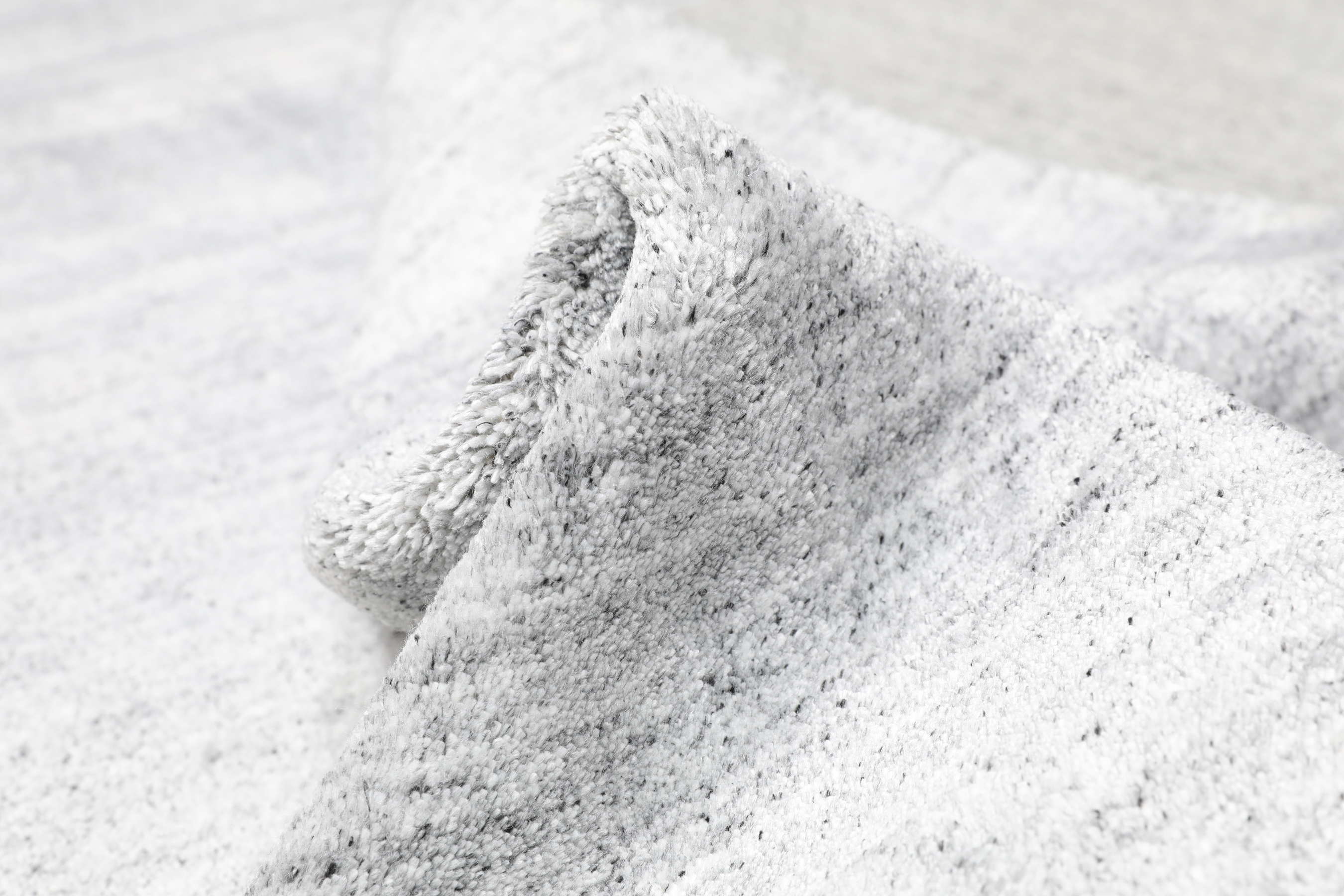 Eleganza - Light Grey 250 x 350 cm Rug - Rugvista