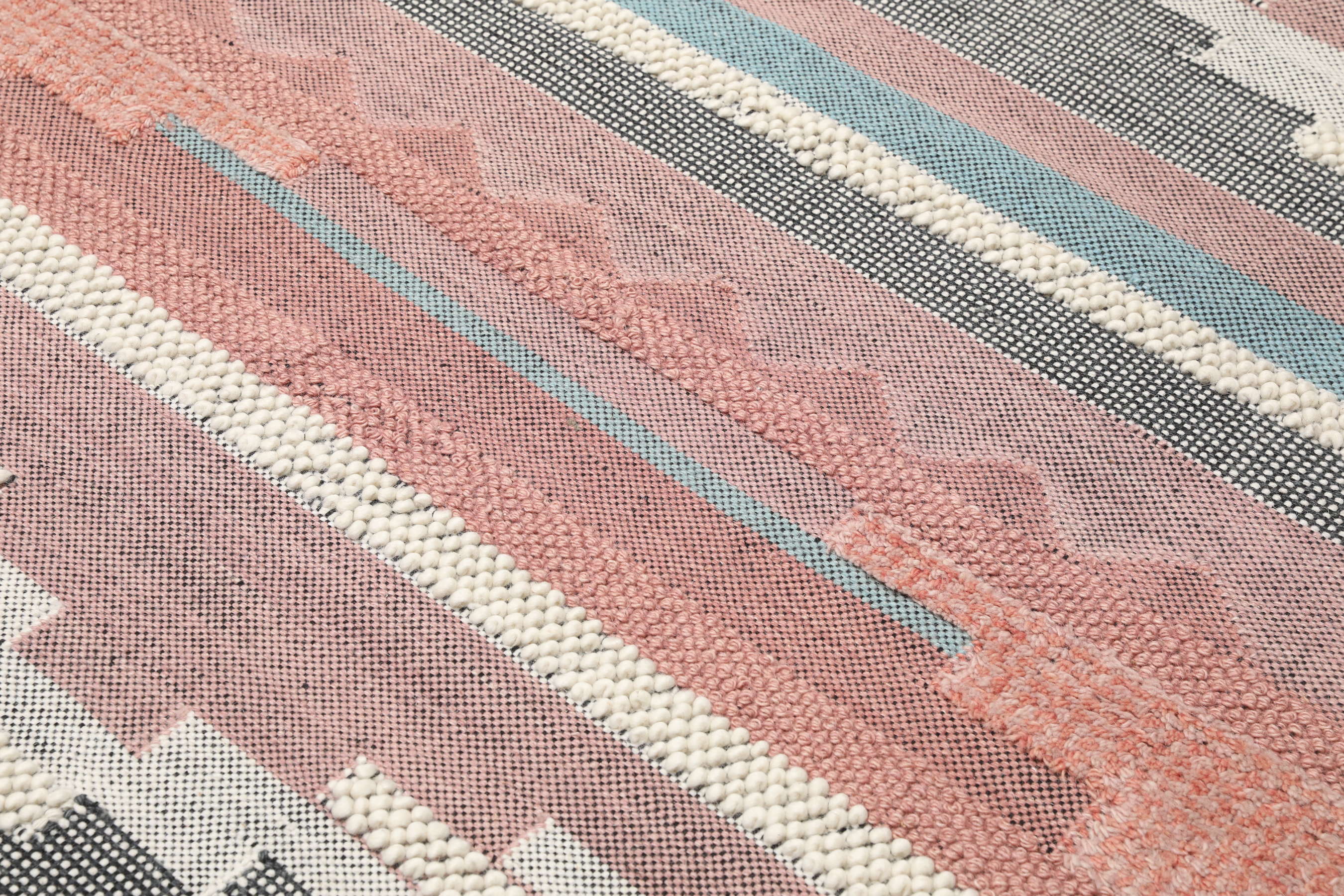 Misha - Pink 140 x 200 cm Wool Rug - Rugvista