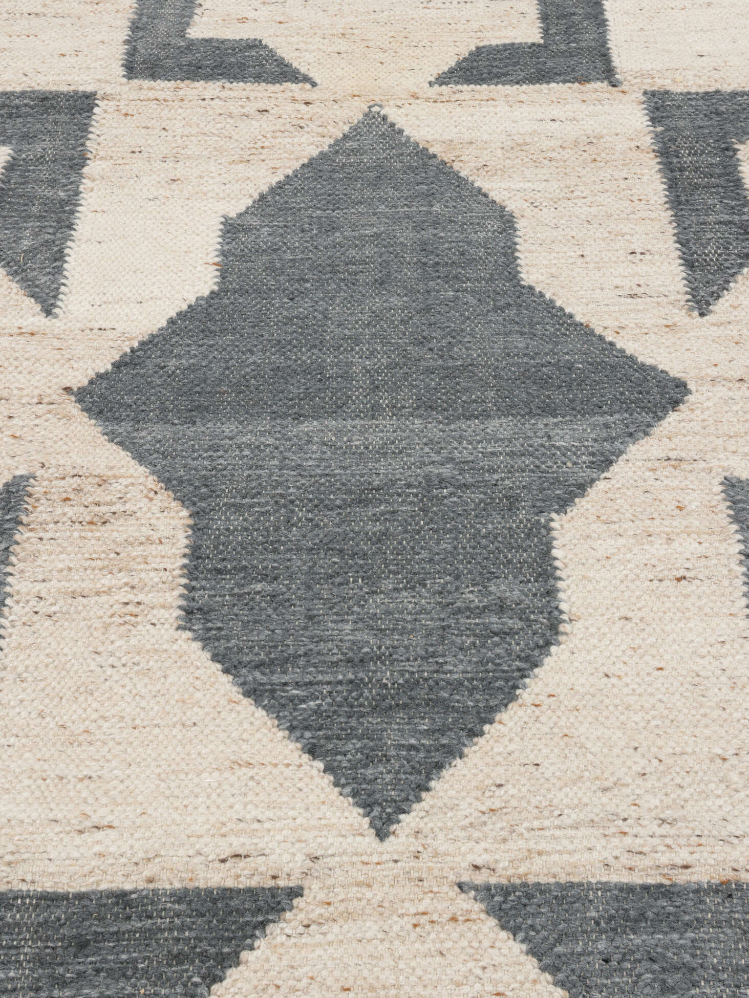 Tally - Greige 150 x 240 cm Rug - Rugvista